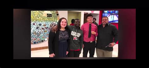 Maya Alvarez Maya Alvarez 54 Twitter