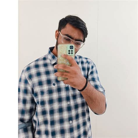 ‎beardbros Profile • Letterboxd