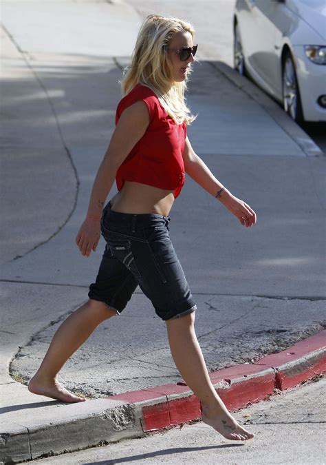 Britney Spears Rcelebbarefoot