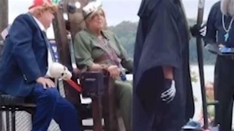 Parade Float Depicts Trump Executing Clinton