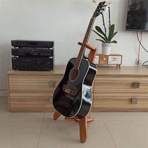 Stands And Holders Stalak Za Gitaru Apolon