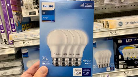 A19 Vs E26 Light Bulbs What The Numbers Mean And How Theyre Different Explained