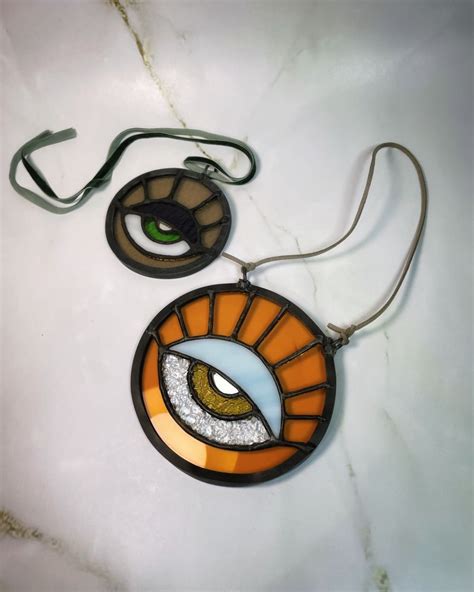 Амулеты в технике Тиффани Витражи Поделки Стекло