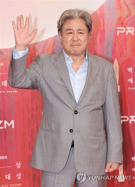 Male Korean Actors Over 60 60 Photos Moonagedaydream Film
