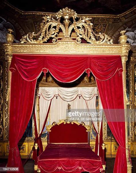 Red Bed Canopy Photos And Premium High Res Pictures Getty Images