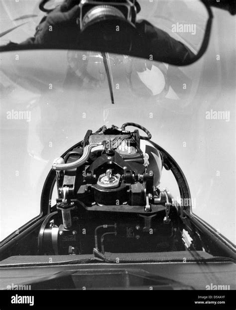 F 14 Rear Cockpit