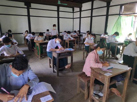 ဝါးခယ်မမြို့နယ်တွင် ၂၀၂၁ ၂၀၂၂ ပညာသင်နှစ်၊ အခြေခံပညာ အလယ်တန်းဆင့