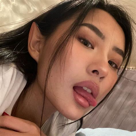 𝖆𝖑𝖑𝖈𝖚𝖙𝖊𝖌𝖎𝖗𝖑𝖘𝖍𝖊𝖗𝖊 Diana Instagram
