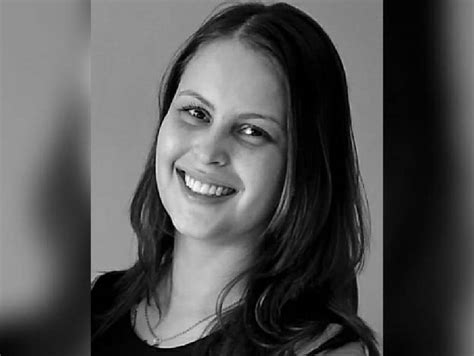Mulher é Morta A Facadas Pelo Marido Na Frente Do Filho De 2 Anos