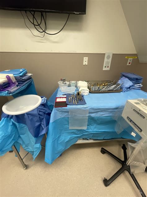 Burn Mayo Stand And Back Table Setup Cstsetup