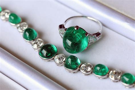 Was Wallis Simpsons £17m Jewellery Robbery An Inside