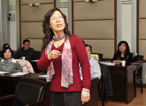 黄丽丽图册360百科