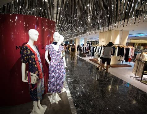 Isetan Department Store Shinjuku 伊勢丹新宿店 Tokyo