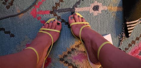 Still Cant Walk Right In Em Scrolller