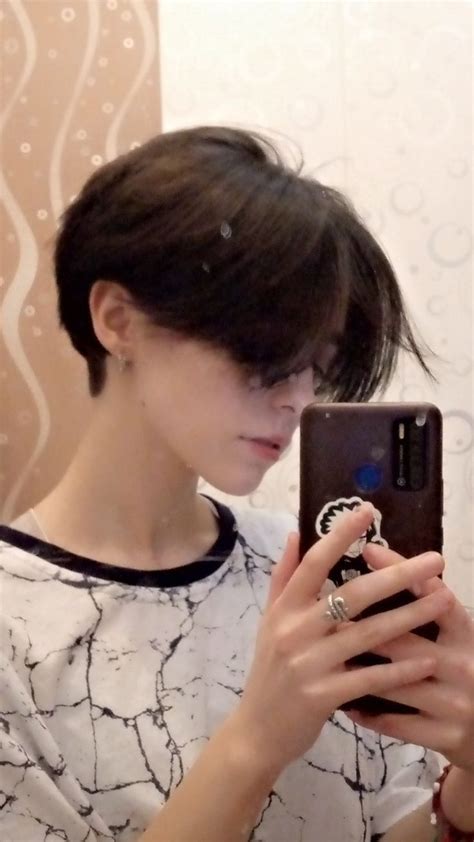 Tomboy Haircut Short Hair Tomboy Tomboy Hairstyles Girl Haircuts Up