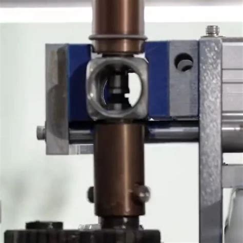 Automatic Assembly Machine For Manifold Splitter Assembly Assembly