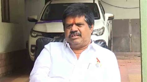 Avanthi Srinivas పదేండ్ల బీఆర్ఎస్ పాలనలో హైదరాబాద్ బాగా డెవలప్ అయింది ఏపీ మాజీ మంత్రి అవంతి