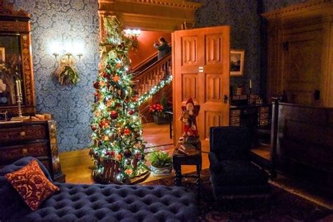 Christmas Candlelight Tour Biltmore