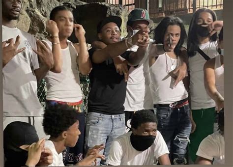 Pin By 𝐎𝐓𝐅 𝐊𝐀𝐒𝐇 On Doa Cute Guy Pics Best Rapper Alive Instagram