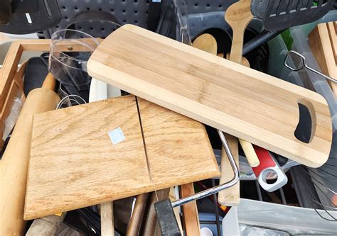 Fabulous Ways To Upcycle Wood Cutting Boards From The Thrift