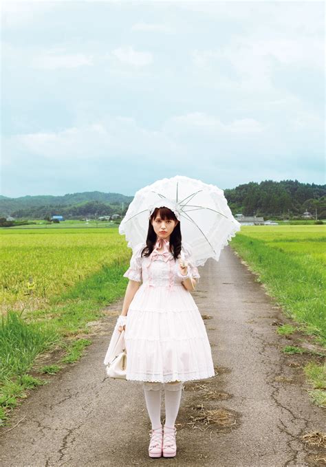 Nao Kanzaki And A Few Friends Rikako Aida Her Overly Beguiling