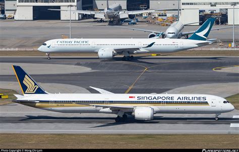 9v Sch Singapore Airlines Boeing 787 10 Dreamliner Photo By Wong Chi