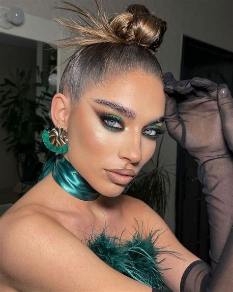 𝐋𝐚𝐯𝐢 𝐍𝐞𝐜𝐡𝐢𝐟𝗼𝐫 𝑀𝑈𝐴 And 𝑇𝑟𝑎𝑖𝑛𝑒𝑟 On Instagram “𝐄𝐌𝐄𝐑𝐀𝐋𝐃 ⚜️ 𝖬𝖺𝖼𝗁𝗂𝖺𝗃
