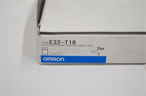 Yahoo オークション 未使用 Omron オムロン E32 T16 2m ファイバユニ