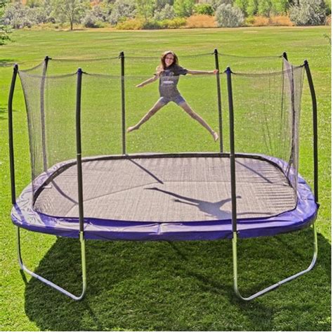 We Reveal The 4 Best Square Trampolines To Buy This Year