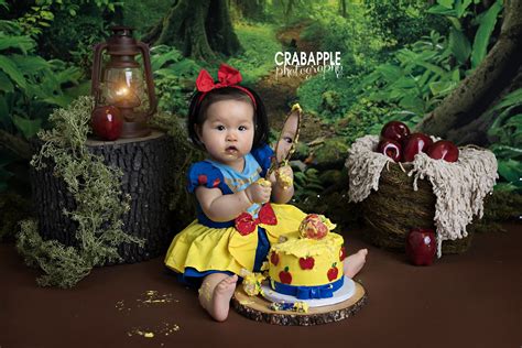 Snow White Inspired Photography
