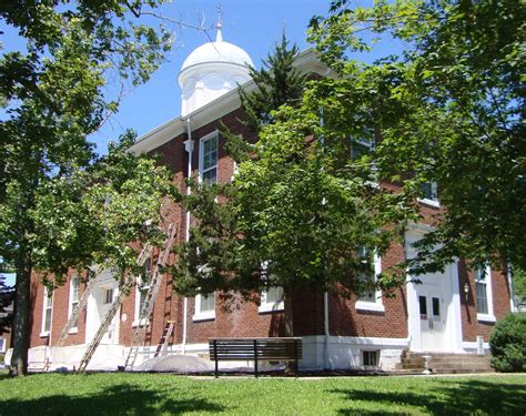 Dickson County Courthouse Charlotte Tennessee This Impr Flickr