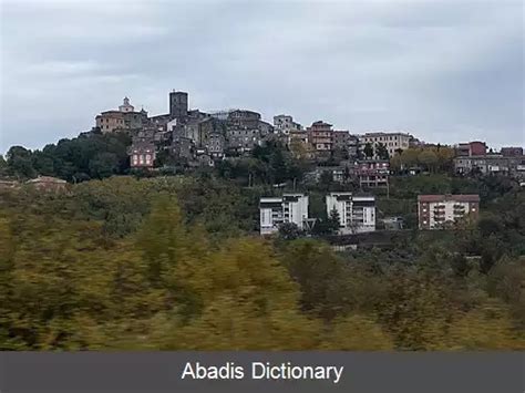 پوفی معنی در دیکشنری آبادیس