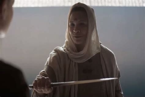 Dune Cast Meet The New And Returning Stars Of The Sci Fi Franchise