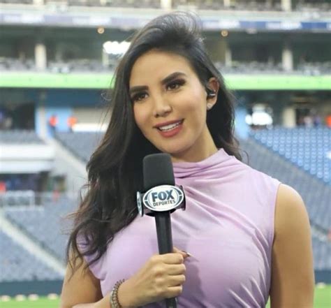 Rayados Alejandra Delgadillo Deslumbra A Los Fans Con Su Tremenda Figura