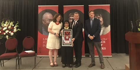 “señora Chela” Grace Tapp Kocks Receives Sou Presidents Medal Ashland Amigo Club