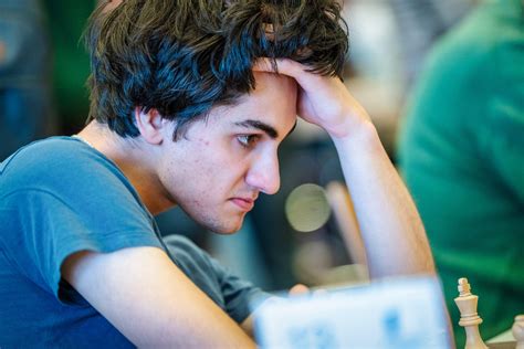 Daniel Dardha Breaks World Record With 50 Board Clock Simul