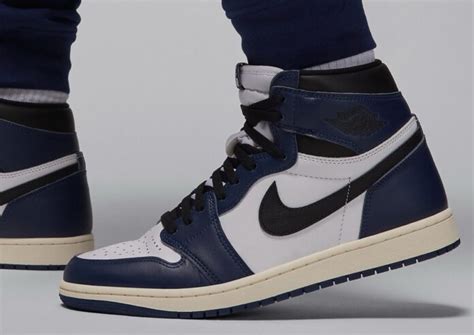 Air Jordan 1 High Og Midnight Navy Dz5485 401
