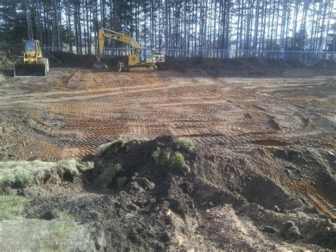 Leveling And Grading Degrand Construction