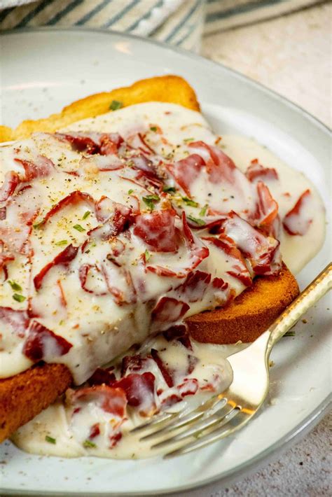 Creamed Chipped Beef Gravy On Toast Recipe S O S Jawns I Cooked