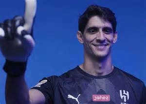 تقارير تكشف تطورات حالة ياسين بونو المصري اليوم