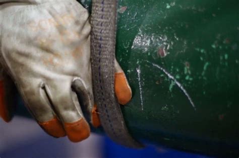Toolbox Talk Pinch Points And Hand Injuries Garco Construction
