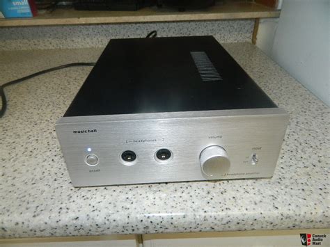 Music Hall Amplifier A252 Tube Headphone Amp Good Condition For Sale
