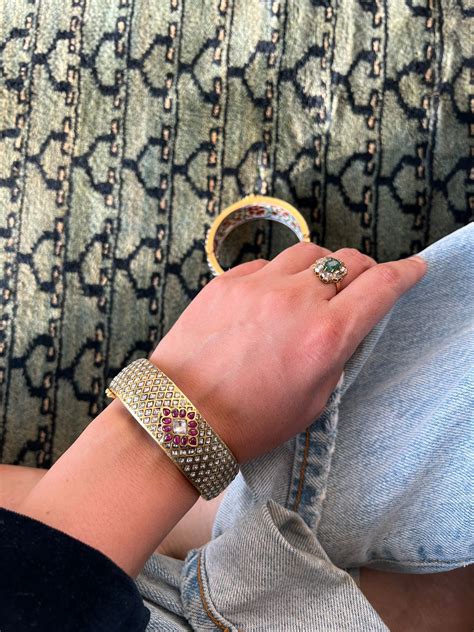 Dulara Bangle Anu Merton