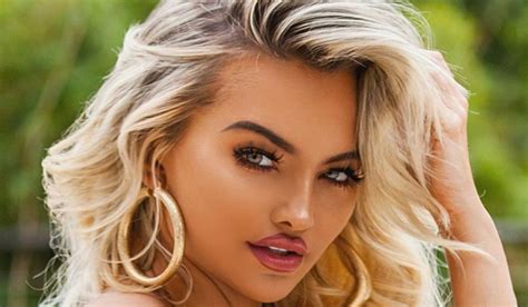 Lindsey Pelas Bio Age Height Models Biography