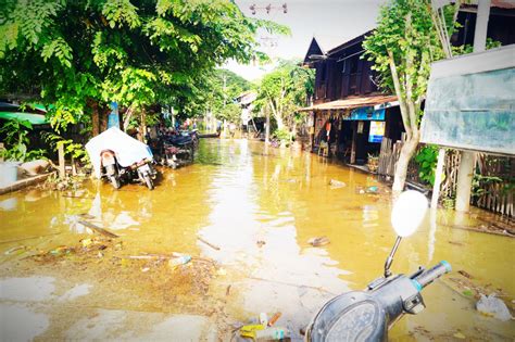 စစ်ကိုင်းတိုင်းဒေသကြီး မင်းကင်းမြို့နယ်တွင် လူနေအိမ်များအတွင်း ရေဝင