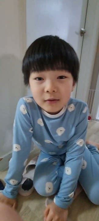 새코너 강아지의 흔한 일상 Youtube