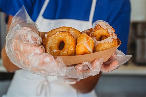 Zos Mini Donuts Hot And Fresh