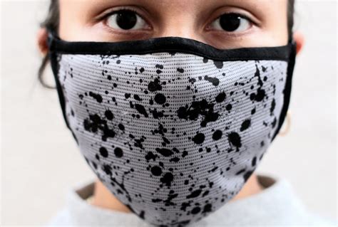 Splatter Mask Beat Kicks