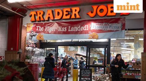 Trader Joes Holiday Hours 2025 Is Trader Joes Open On Christmas Eve