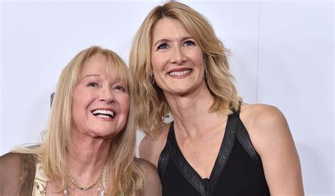 Actress Laura Dern 60 Photos Moonagedaydream Film